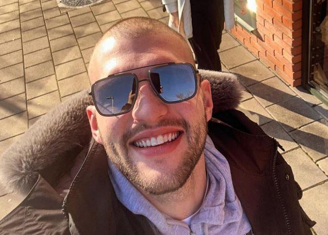 DOK SE SVI KUPAJU U MORU, VELJKO RAŽNATOVIĆ SE ODLUČIO ZA POTPUNO ...