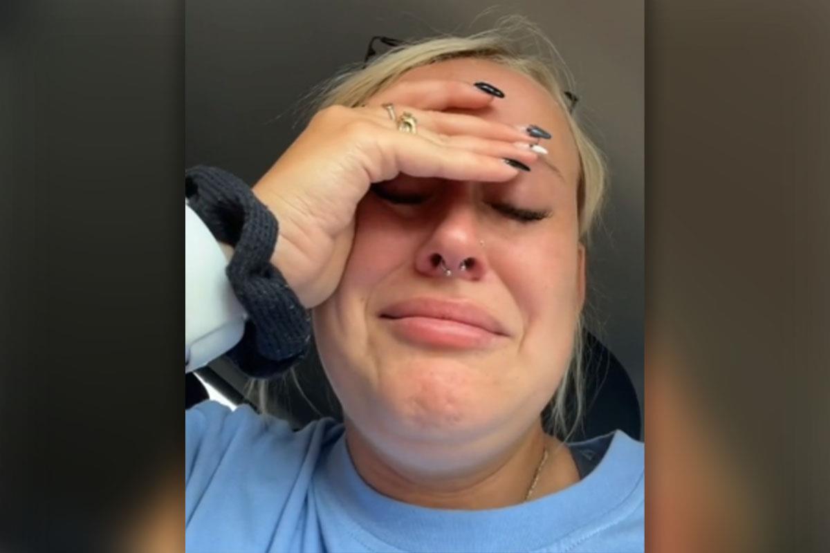 8.000.000 ljudi gledalo u devojku koja rida zbog tetovaže | Kurir