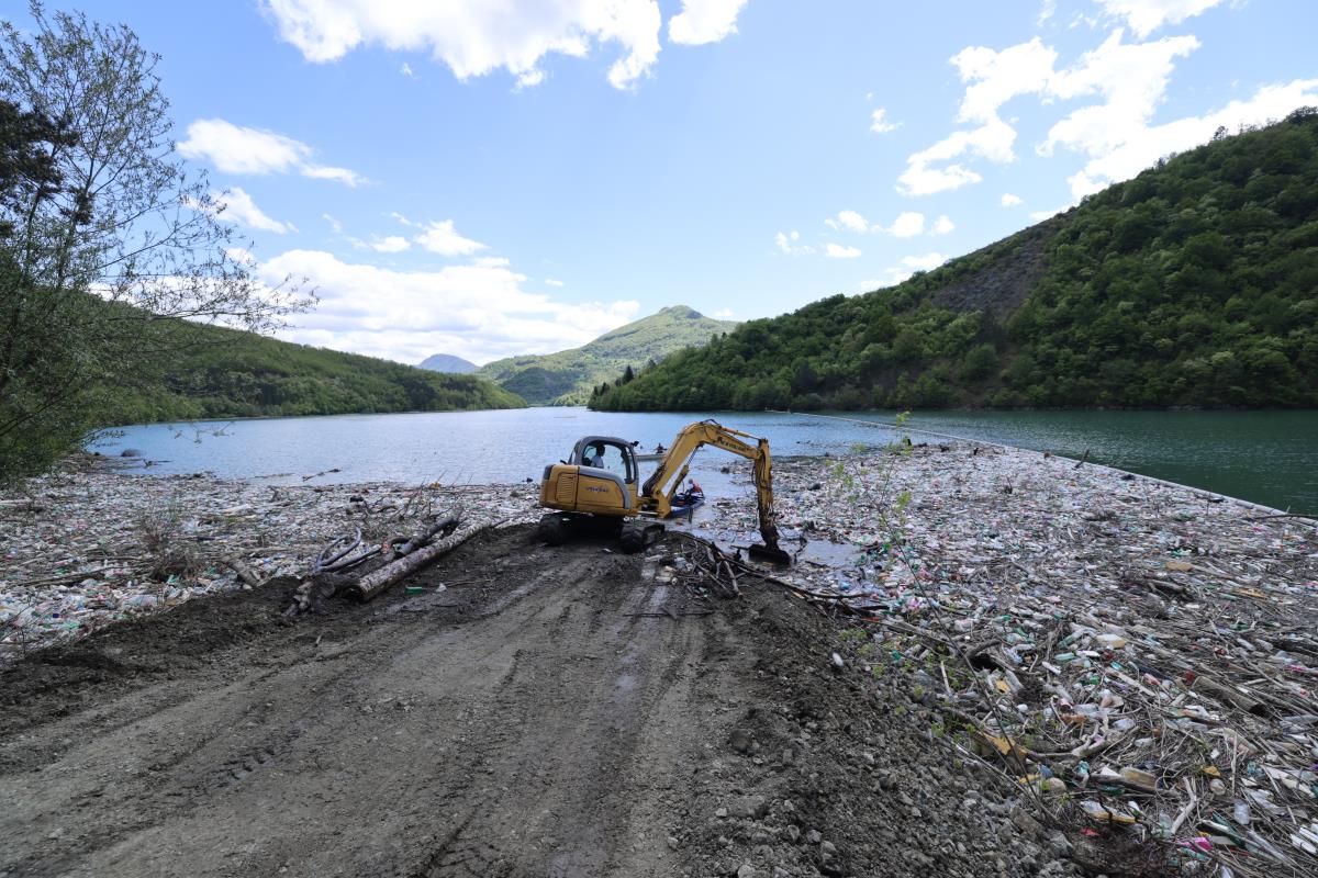 PRISTUPNI MOL ZA ČISTIJE POTPEĆKO JEZERO: Fondacija Mozzart i ove ...