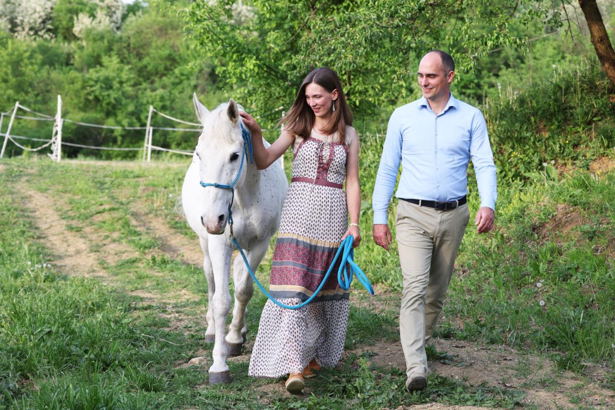 Princ Mihailo i princeza Ljubica na otvaranju Kraljeve vinarije u ...