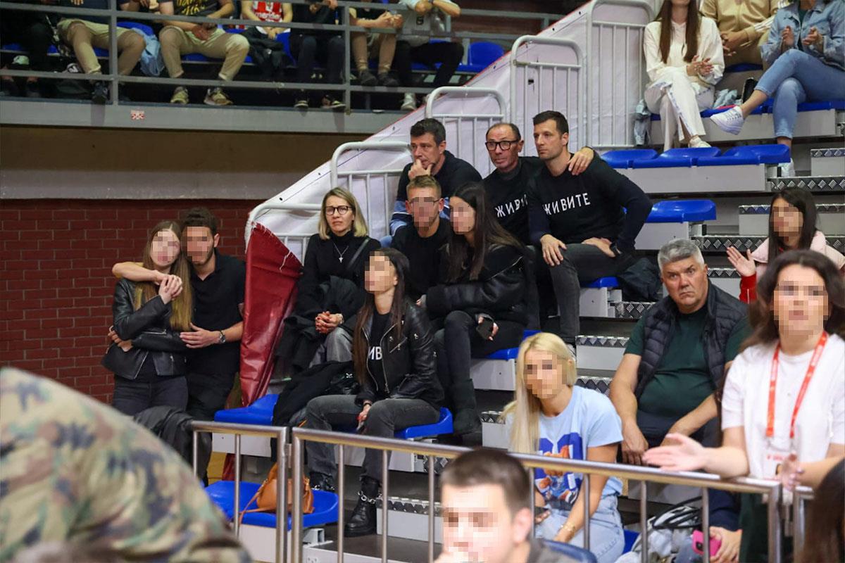 Roditelji ubijene dece u Ribnikaru specijalni gosti Zvezde | Kurir