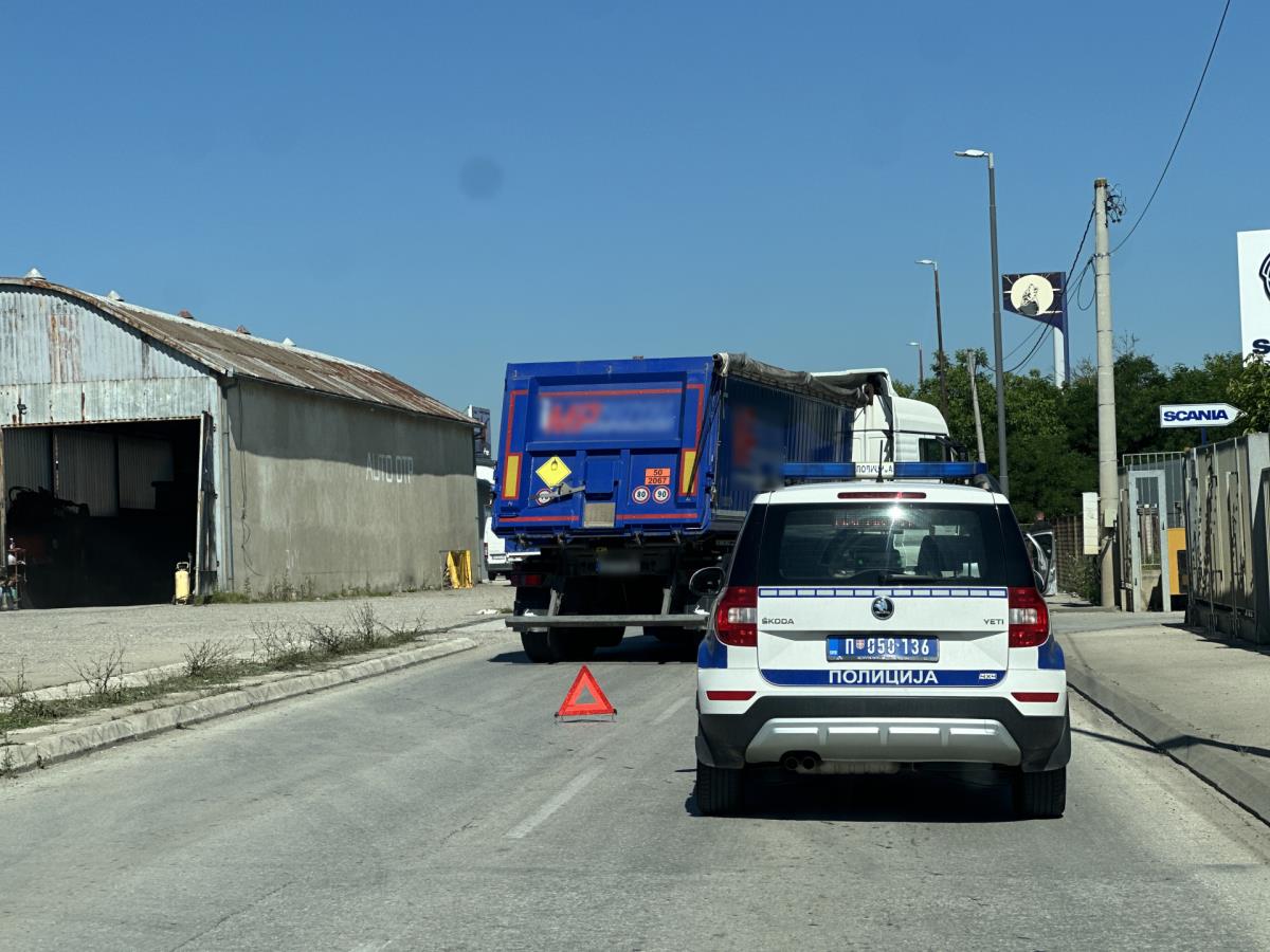 Sudar kamiona i fijata u Čačku | Kurir