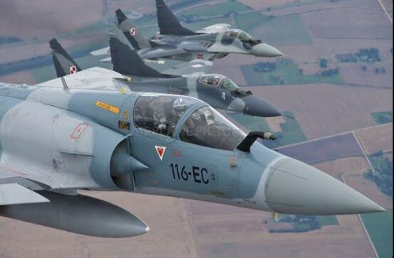 UKRAJINA PONIZILA PONOS FRANCUSKE AVIJACIJE: Lovci Miraž 2000 su ...