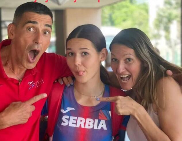 "Ja sam rodila vanzemaljca": Ko je majka Angeline Topić? Biljana je i ...