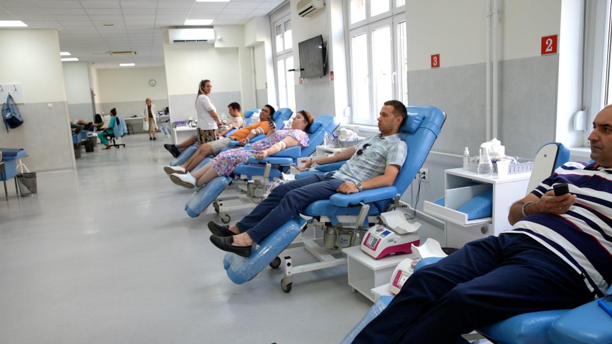 Transfuzija krvi, najčešća intervencija za brži oporavak | Kurir