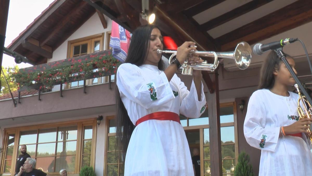 Ovo je najslađi trubački orkestar u Srbiji | Kurir