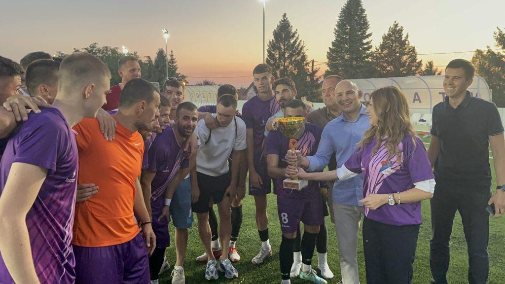 FK "TORLAK" POBEDNIK TURNIRA U FUDBALU "TROFEJ VOŽDOVCA" Predsednica ...