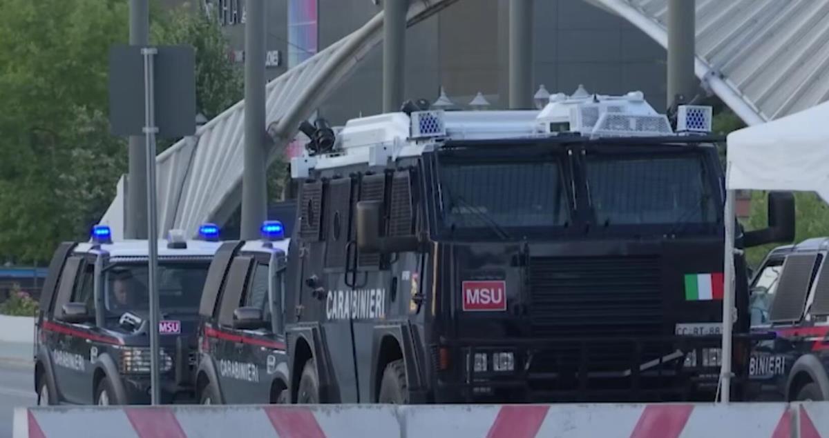 Sedmi dan blokade zgrada srpskih institucija na severu KiM | Kurir