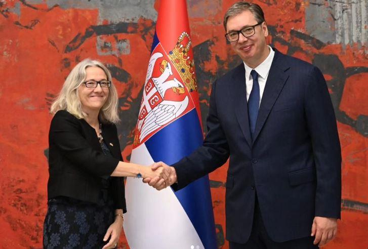 Predsednik Vučić primio akreditivna pisma An Lugon-Mulen | Kurir Predsednik Vučić primio akreditivna pisma An Lugon-Mulen | Kurir