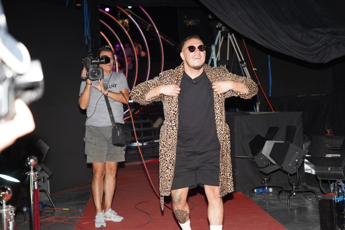 Gastoz imao odnose u toaletu | Kurir