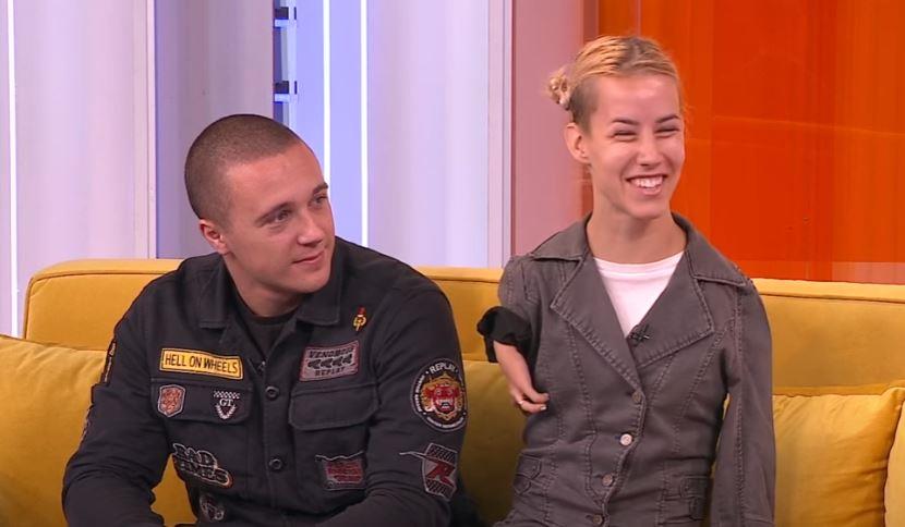 Ko je Dejana Bačko, devojka sa krilima | Kurir