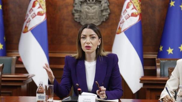 Ministarka Mesarović: Ne mogu oni ništa premijeru Vućeviću jer iza ...