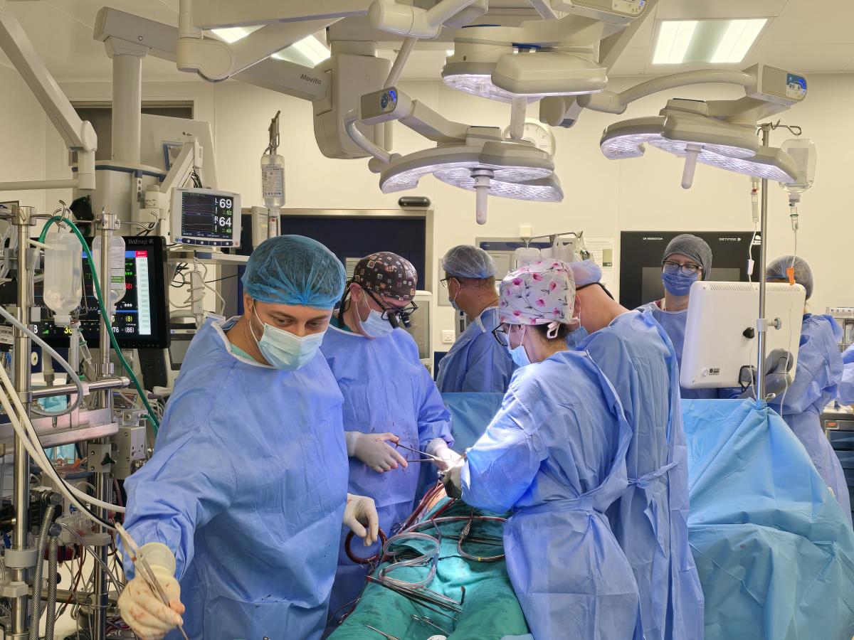 U Institutu ,,Dedinje“ urađena još jedna transplantacija srca | Kurir