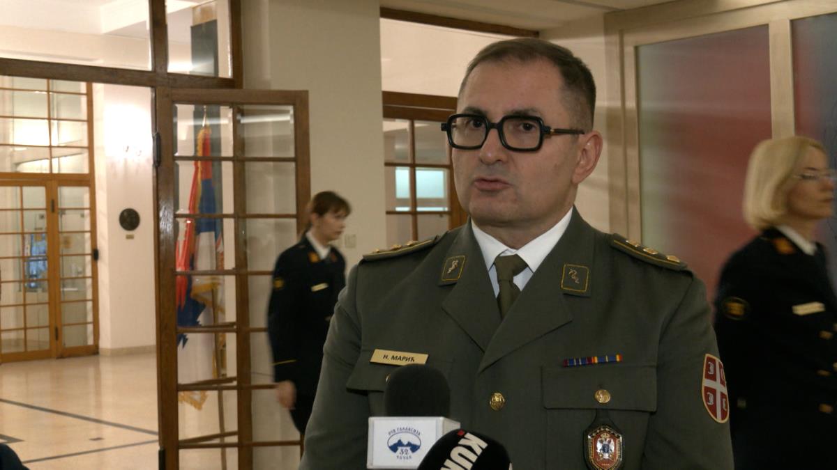 Profesor doktor Marić predstavio svoju knjigu "Video-asistirana ...