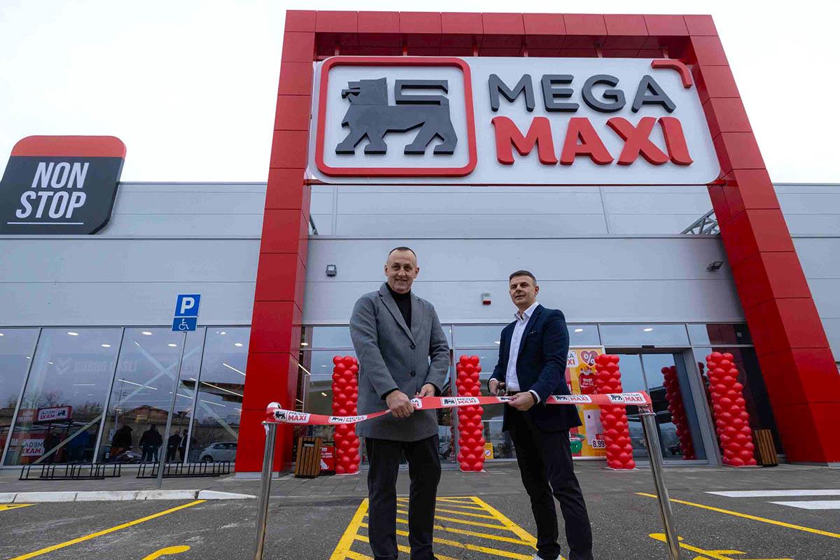 OTVOREN MEGA MAXI U NOVOM SADU Modernizovan hipermarket trgovinskog ...