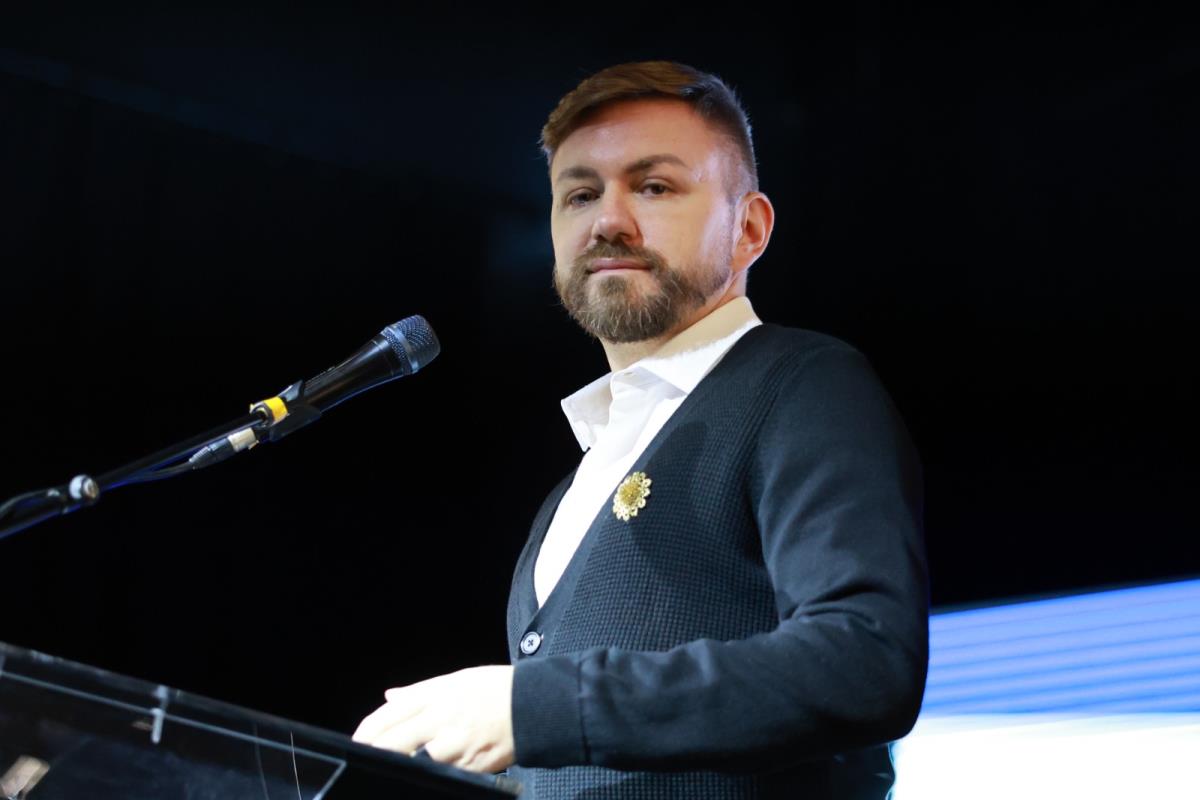 "Otac me je priznao kada sam imao 18 godina" Ivan Gajić odrastao bez ...