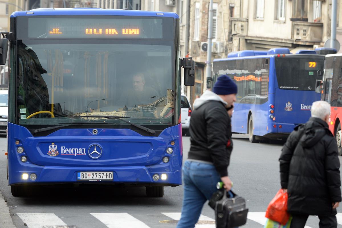 Izmenjene autobuske linije u Zemunu | Kurir