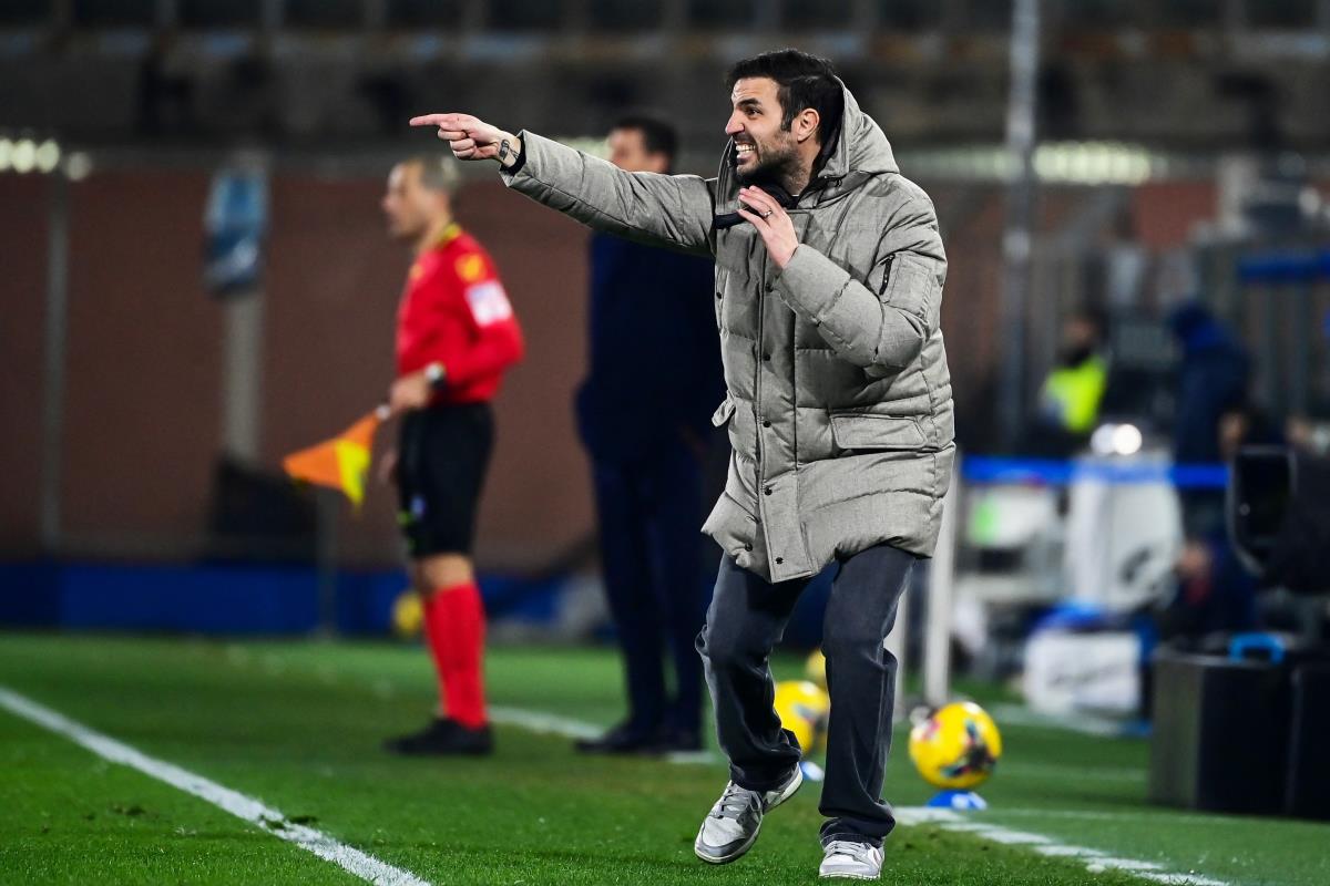 Direktor Koma jasno poručio: Fabregas je stub našeg kluba! Oduvek sam ...