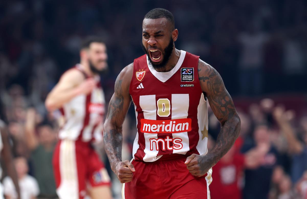 Au, šta je Kodi uradio: Plejmejker Crvene zvezde napravio dar-mar protiv Fenerbahčea! (video ...