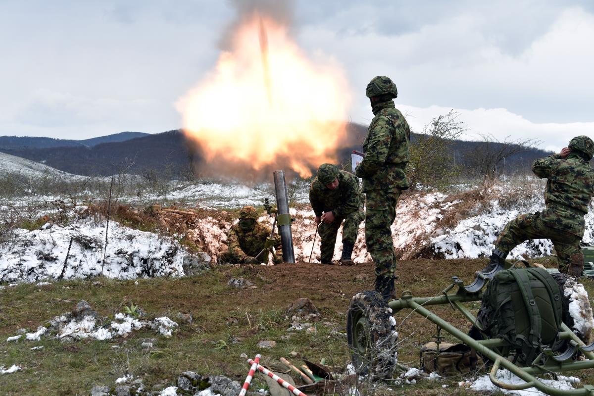 Borbena obuka jedinica Četvrte brigade kopnene vojske | Kurir