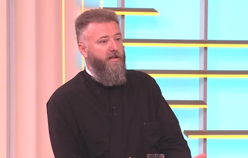 Otac Predrag Popović objasnio šta pravi vernici nikada ne bi trebalo da ...