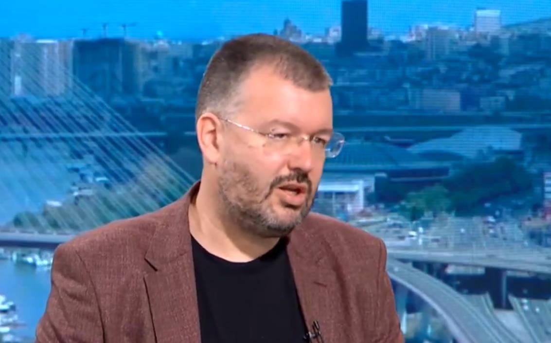 Antić: Fakultetima vladaju anarhisti kojima je jedini cilj da se sruši ...