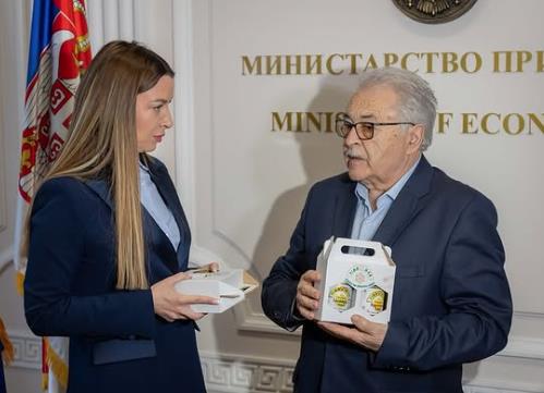 Ministarka Mesarović: Želimo da podignemo nivo proizvodnje meda ...
