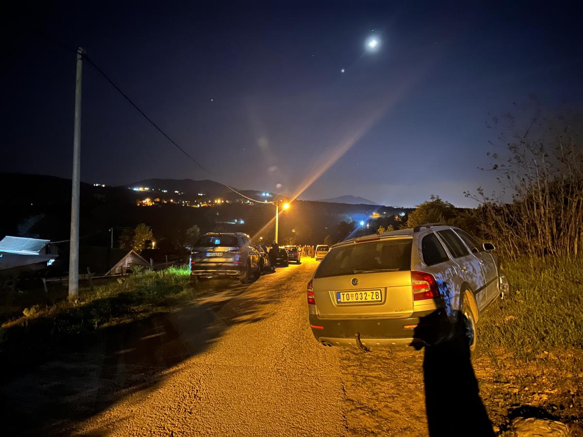 Prve fotografije sa mesta tragedije u Topoli, četvoro muškaraca se ugušilo u septičkoj jami | Kurir