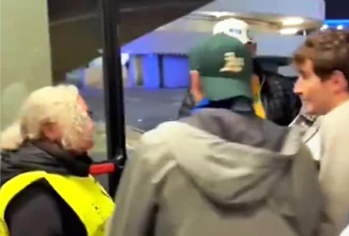 Navijači Intera napustili stadion pre kraja, nisu im dali da se vrate ...