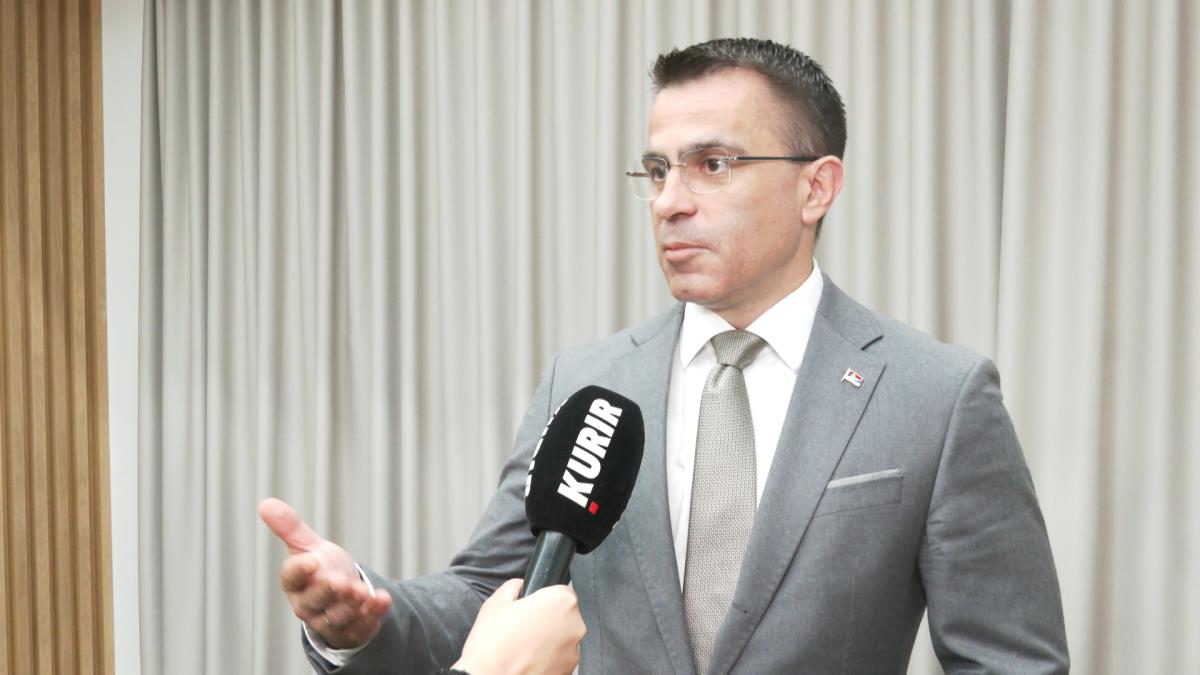 "Šta god Srbija uradila, uvek će nailaziti na kritike pojedinih država ...
