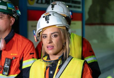 Ministarka Milica Đurđević Stamenkovski posetila borski rudnik "Čukaru ...