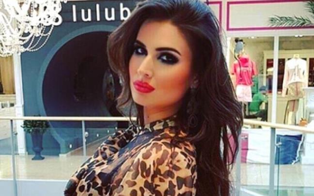 Bivša misica Danijela Karlevič posle smrti Mihala Lazara priredila nezapamćeni skandal | Kurir