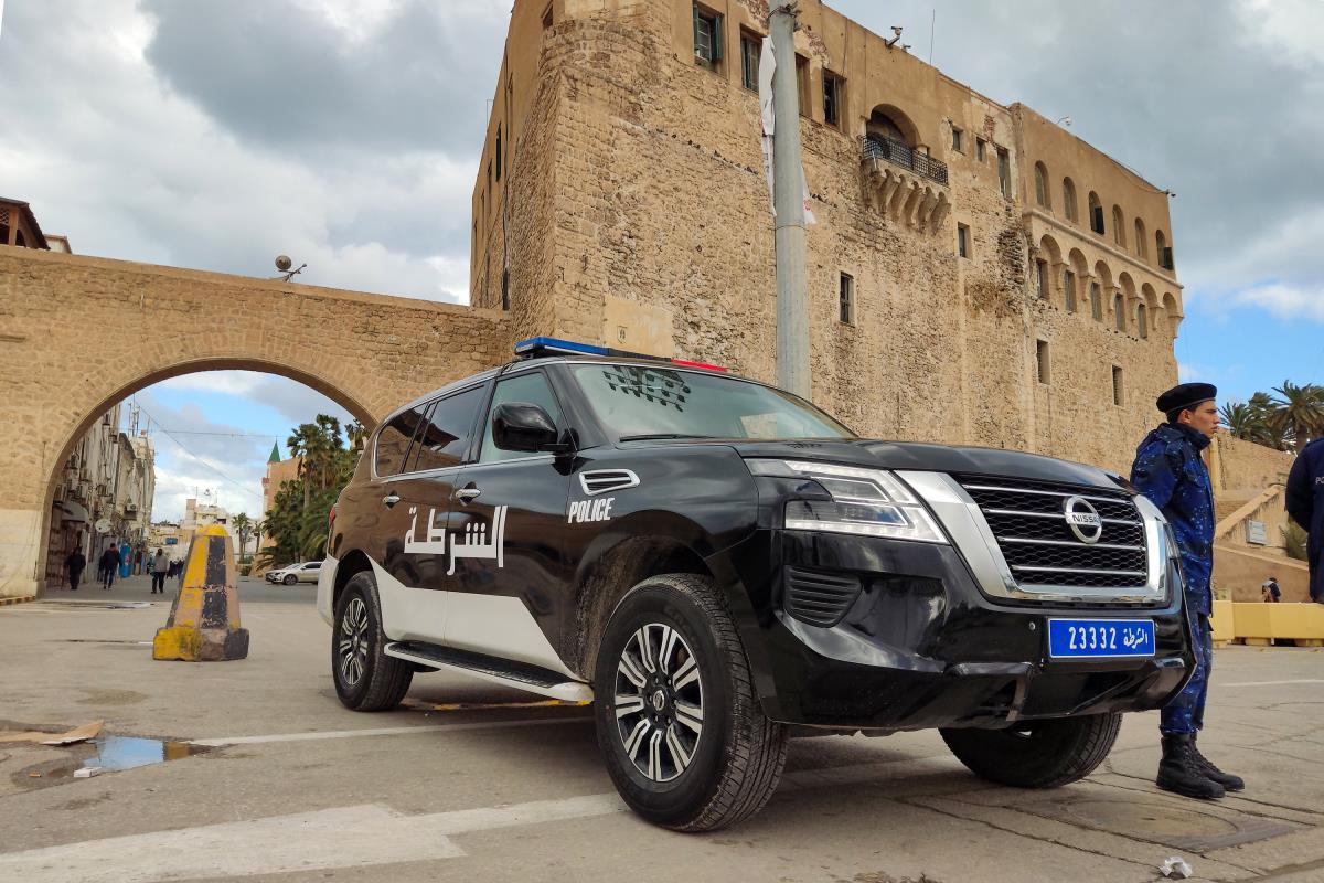 U Libiji uhapšen policijski službenik prethodno hapšen pa pušten na ...