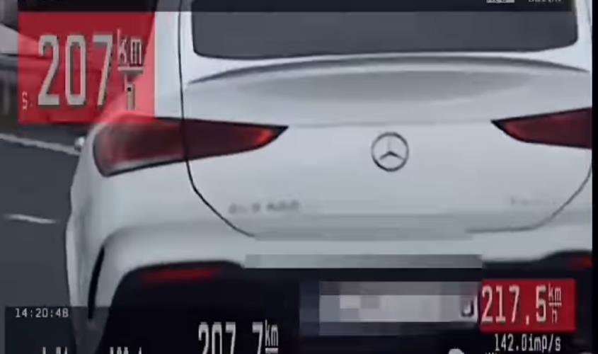 Zastrašujuće i bahato, ovako je vozač iz BiH "mečkom" gazio 207,7 na ...