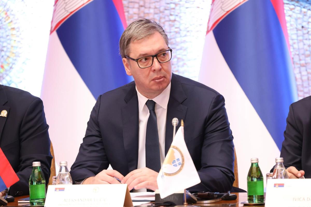 Vučić sa komandantom Komande združenih snaga NATO u Napulju | Kurir