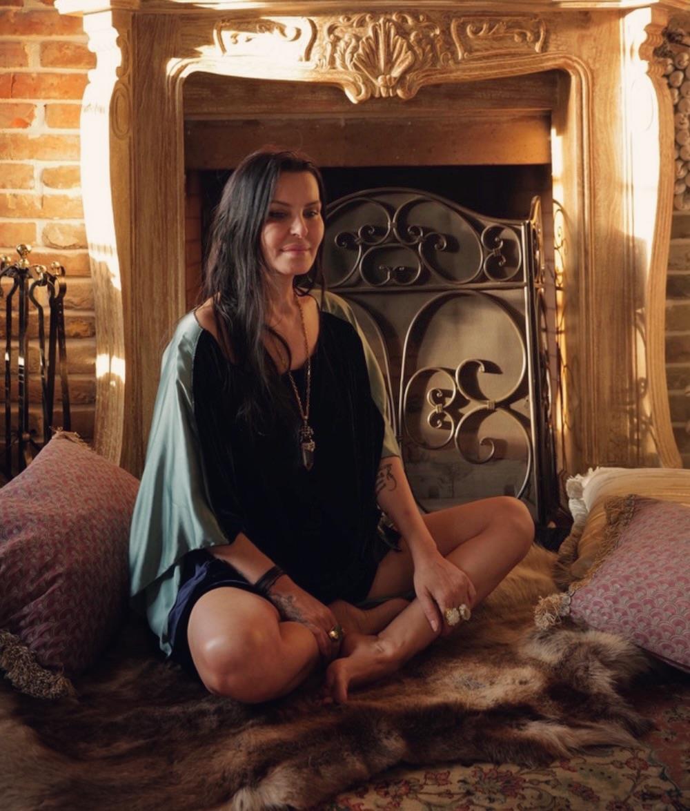 Elena Karić podelila fotografiju sa sinovima | Kurir