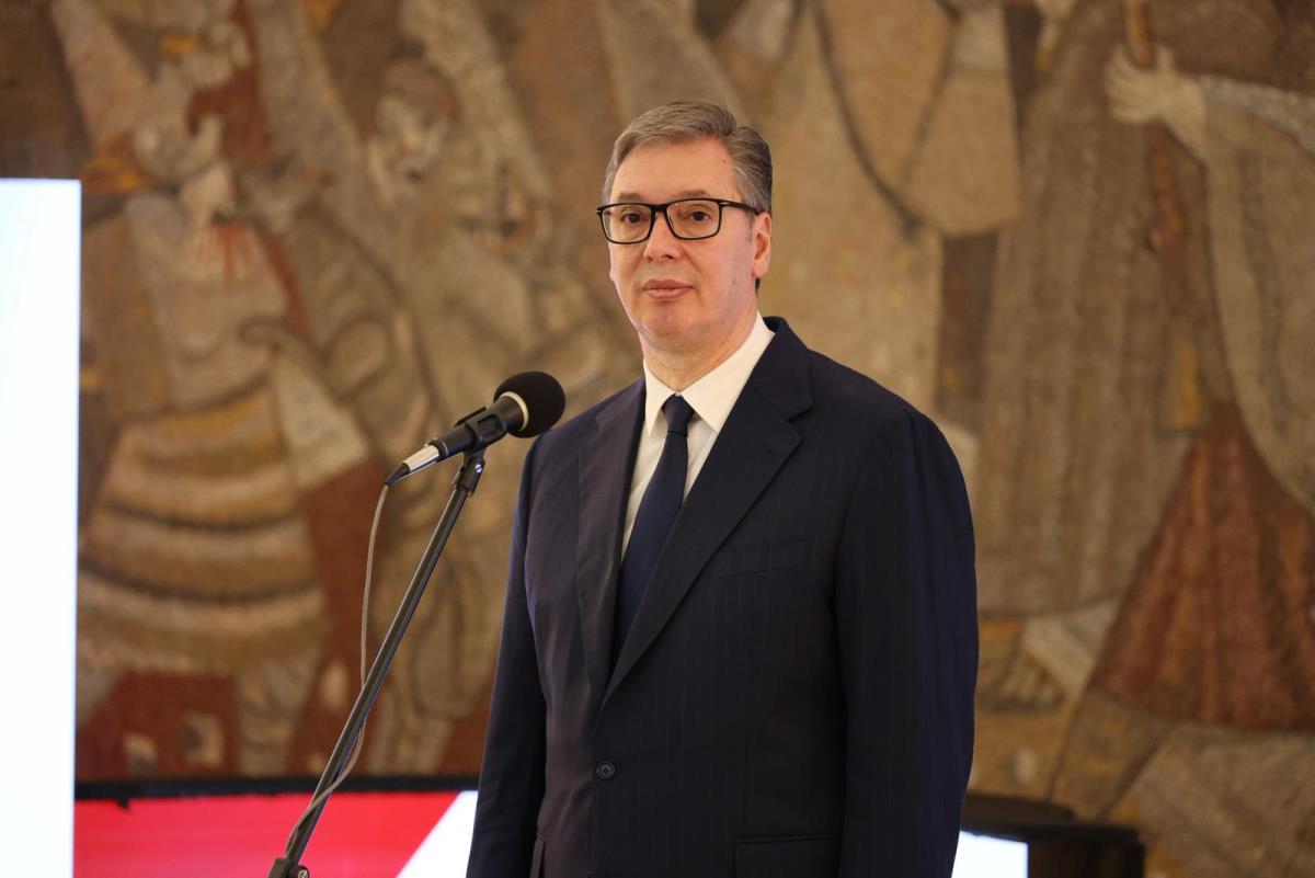 Dok su blokaderi uništavali Srbiju, Vučić brinuo o mladima | Kurir