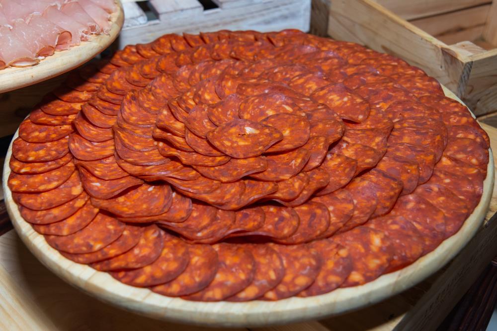 Erdevik spremno dočekuje goste, srem bira najbolji! Praznik kulena u ...