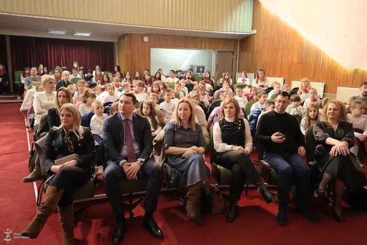 Kragujevac: Predstavljeni rezultati Mobilnog tima za inkluziju Roma i ...