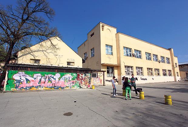 Mućke u OŠ „Dragojlo Dudić“: Direktor 10 godina ustupao školsku salu ...