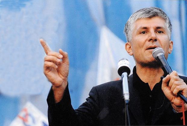 Premijer Zoran Đinđić ubijen je pre 23 godine | Kurir