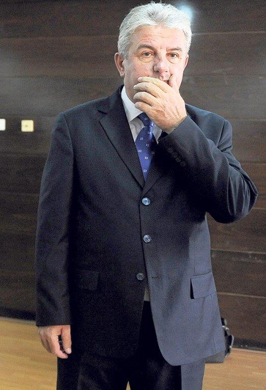 Milorad Veljović: U šoku sam, ja i ne koristim mejl! | Kurir