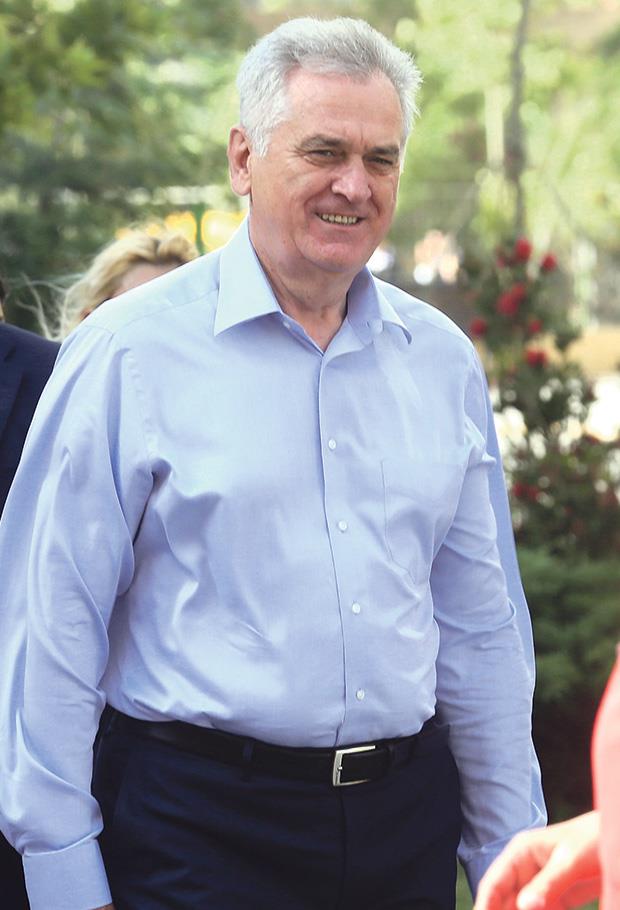 Poslanik Janko Veselinović: Tomo, vrati rakiju u zakon | Kurir
