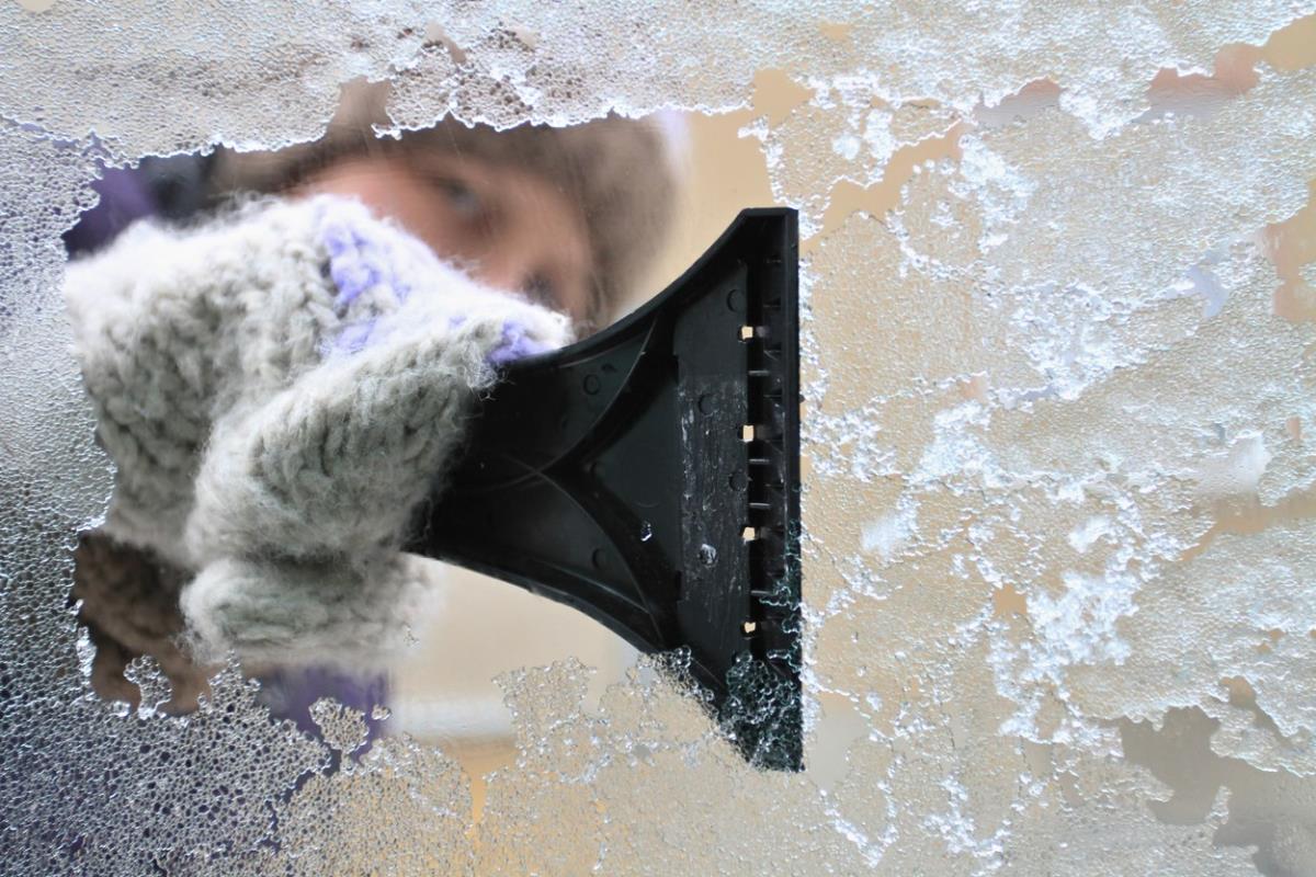 Kako brzo odlediti stakla na automobilu | Kurir