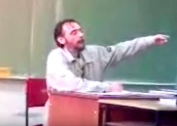 /VIDEO) OVO JE NAJOMILJENIJI PROFESOR U KRAGUJEVCU: Evo zašto đaci ...