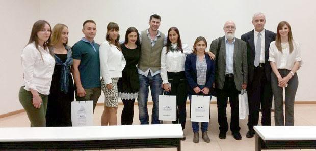 VRSNI RETORIČARI ZADIVILI PROFESORE: Održano takmičenje u besedništvu ...