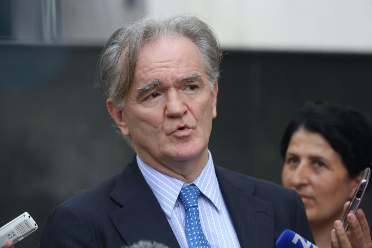 ADVOKAT ZDENKO TOMANOVIĆ: Zabrana preispitivanja genocida je ...