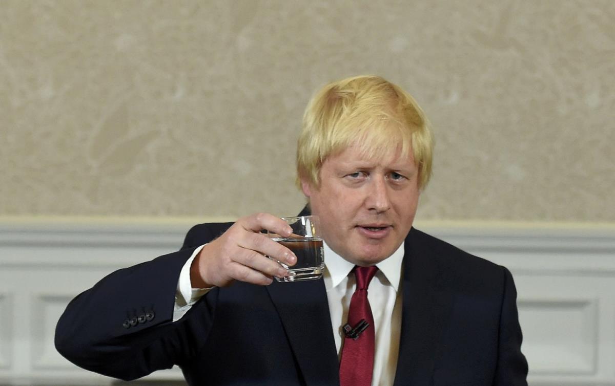 OVO JE NOVI BRITANSKI ŠEF DIPLOMATIJE: Boris Džonson zamenio Filipa ...