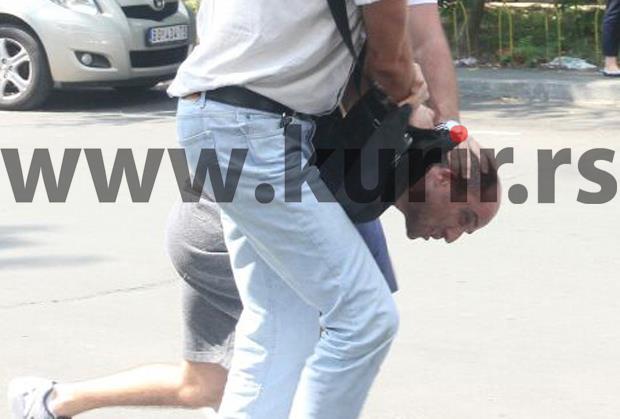 HAPŠENJE U SOLITERU U BLOKU 45: Ovo je Aleksandar S. osumnjičen za ...