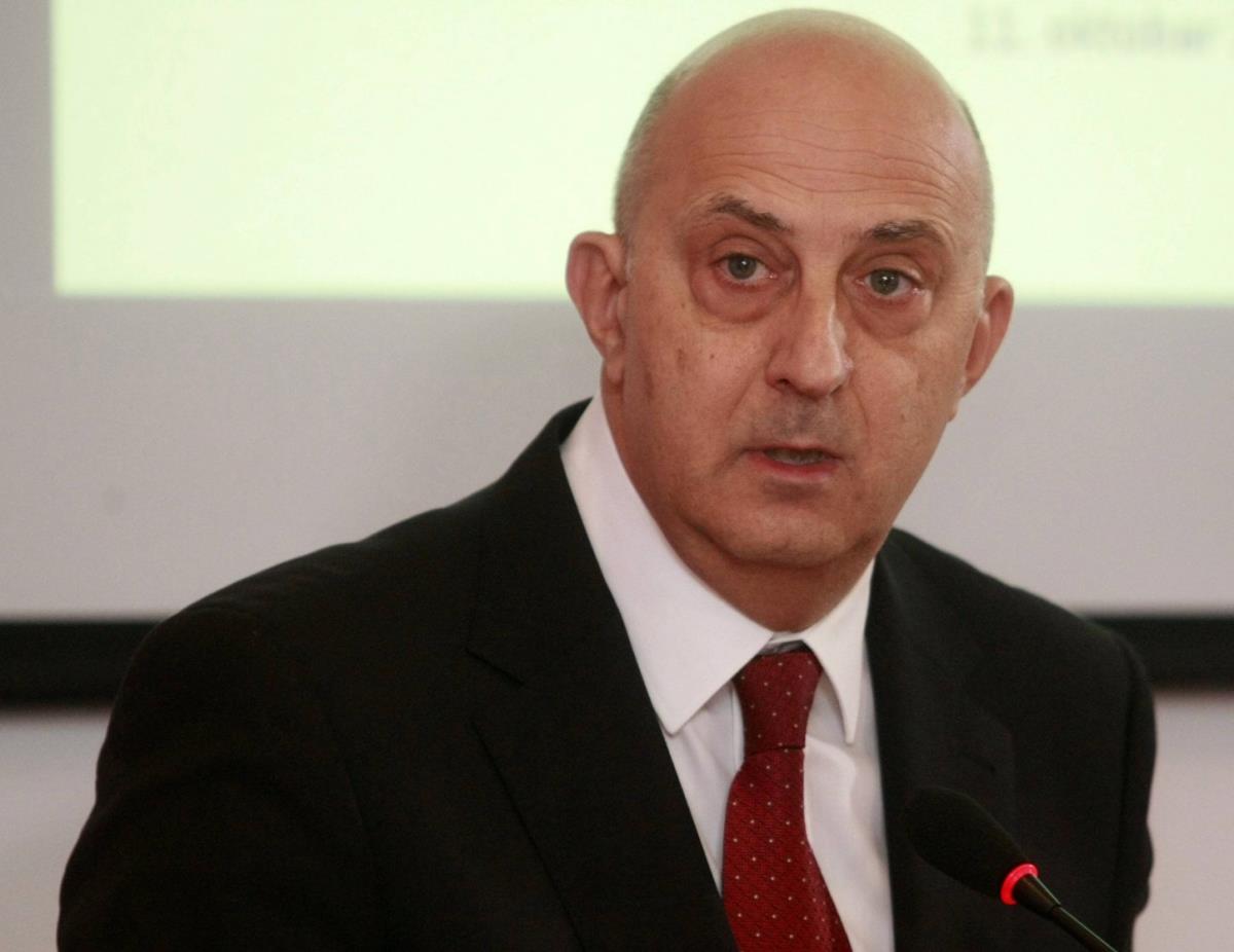 ZORAN PREDIĆ: Građani da se manje greju na struju, jer će ona još da ...